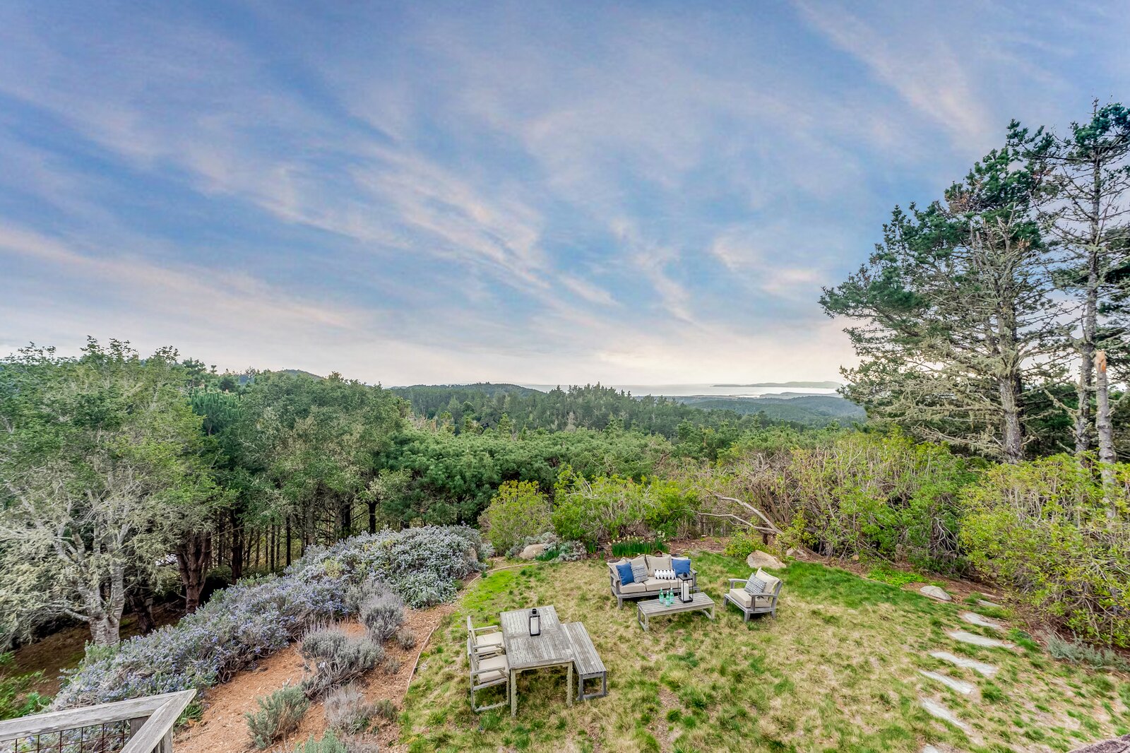 Photo 18 of 90 in 25 Elizabeth Place by Acclaimed Architect Igor ...