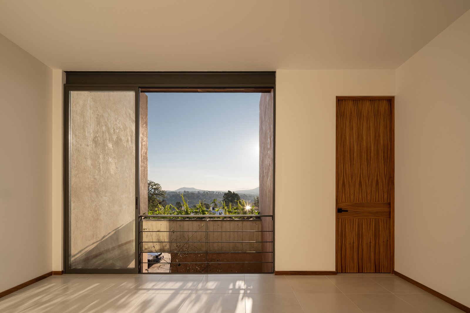 Photo 8 of 20 in Monolith House by Infante Arquitectos - Dwell