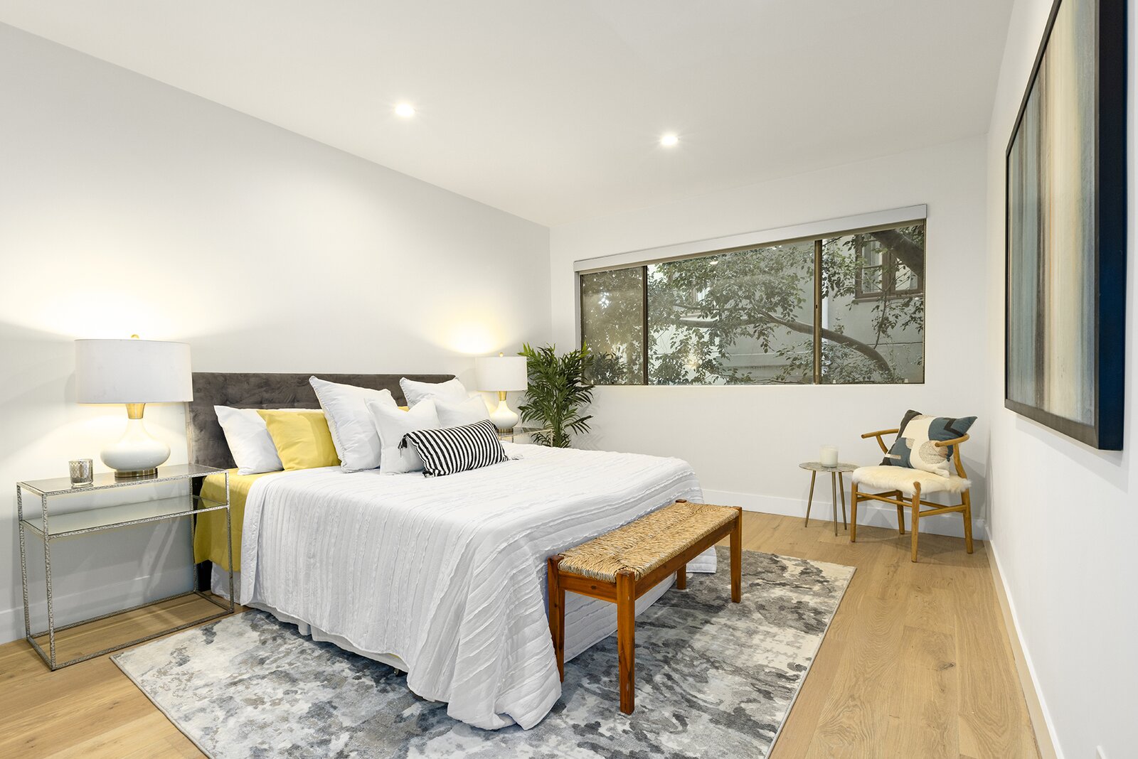 Photo 7 of 14 in The Cynthia Residence by Jennifer Okhovat - Dwell