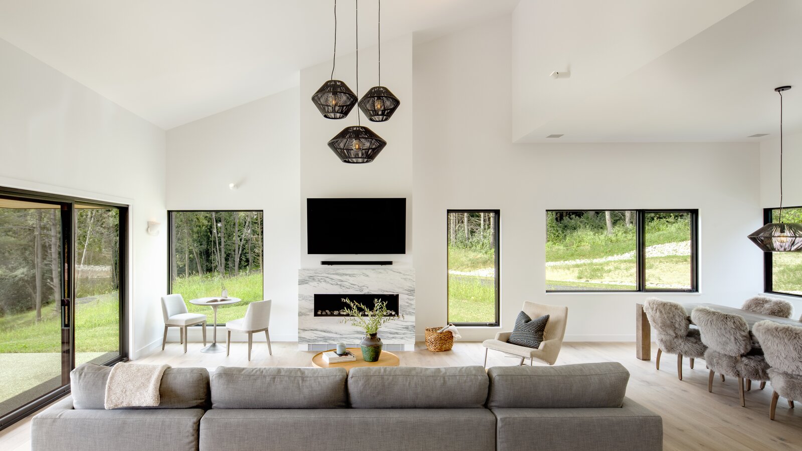 Photo 6 of 13 in Offset House by Elizabeth Herrmann Architecture + Design - Dwell