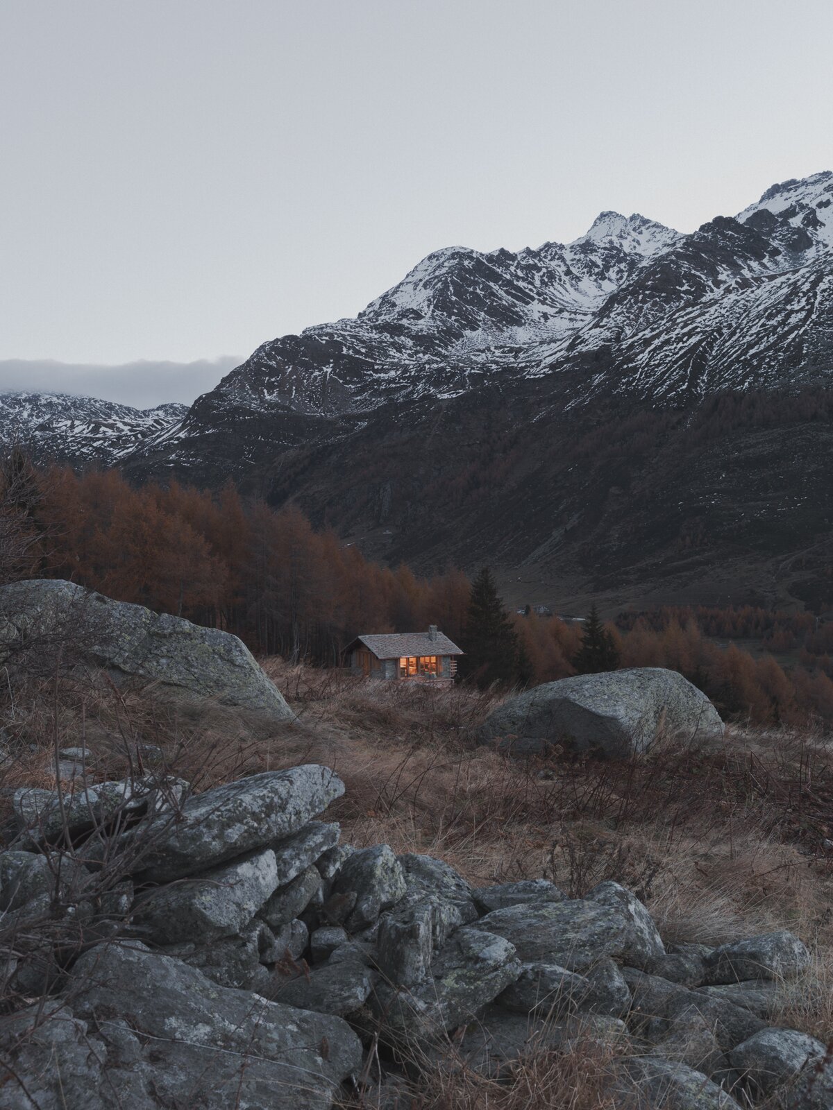 Photo 30 of 35 in A Hut in the Italian Alps That Braced Against the ...
