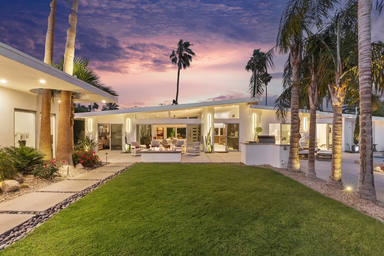 Rodeo Road (4 Photos) - Dwell