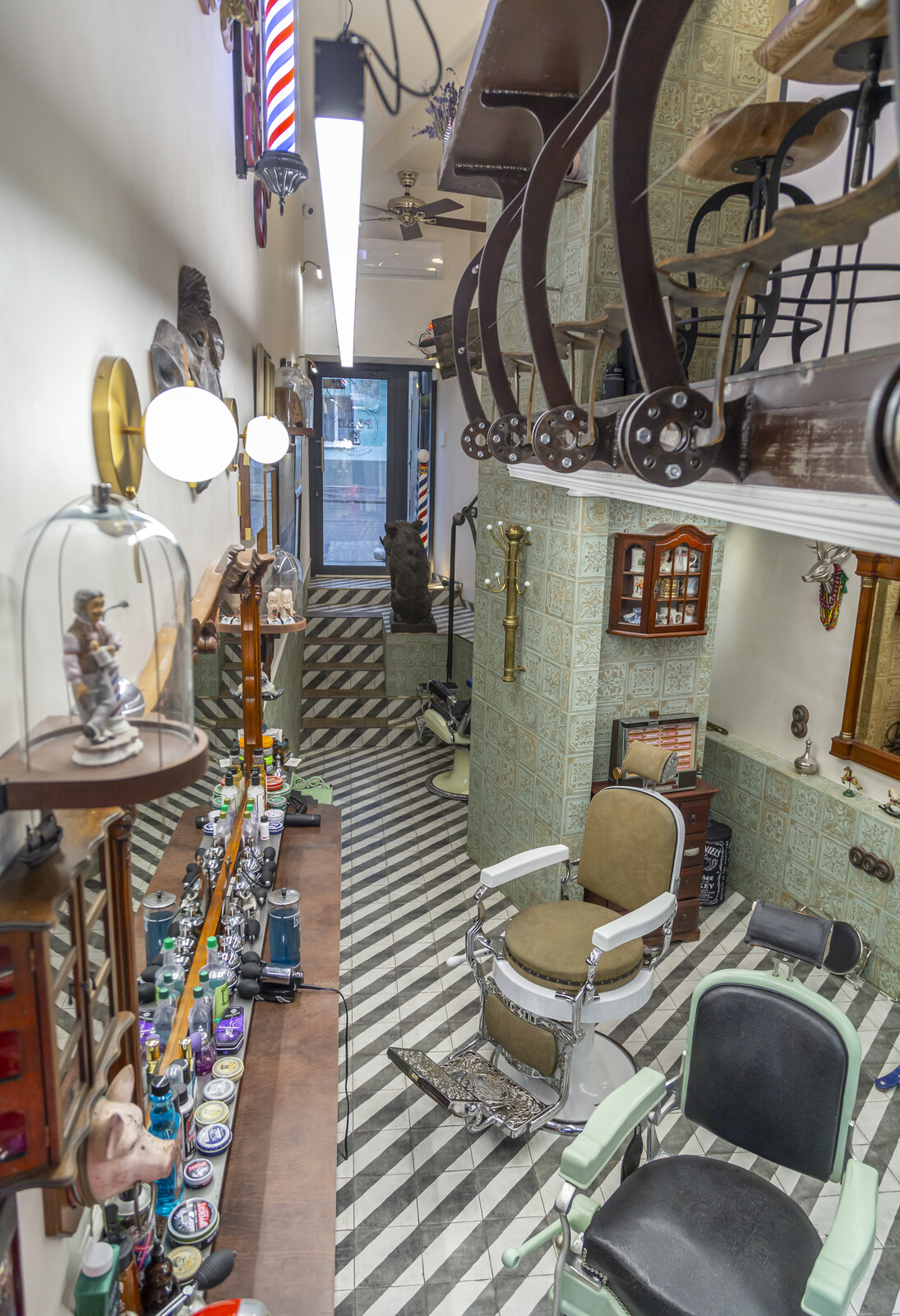 Photo 7 of 44 in PLAN B, barbershop & museum by Nat Telichenko - Dwell