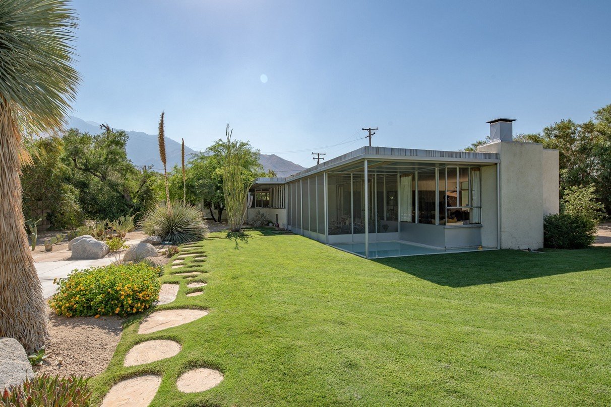 Photo 4 of 34 in Grace Miller House (Richard Neutra) by Catherine ...