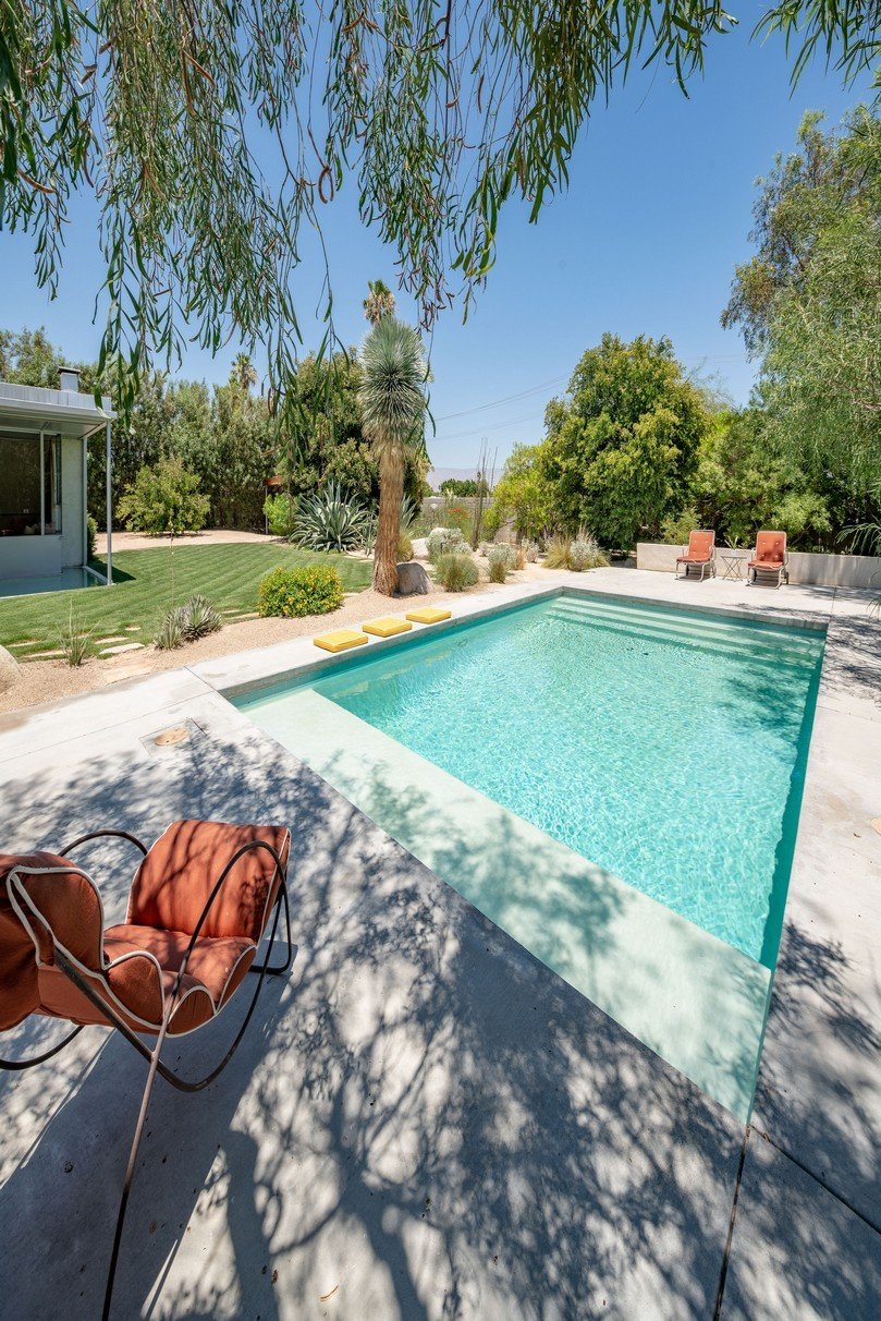 Photo 10 of 34 in Grace Miller House (Richard Neutra) by Catherine ...