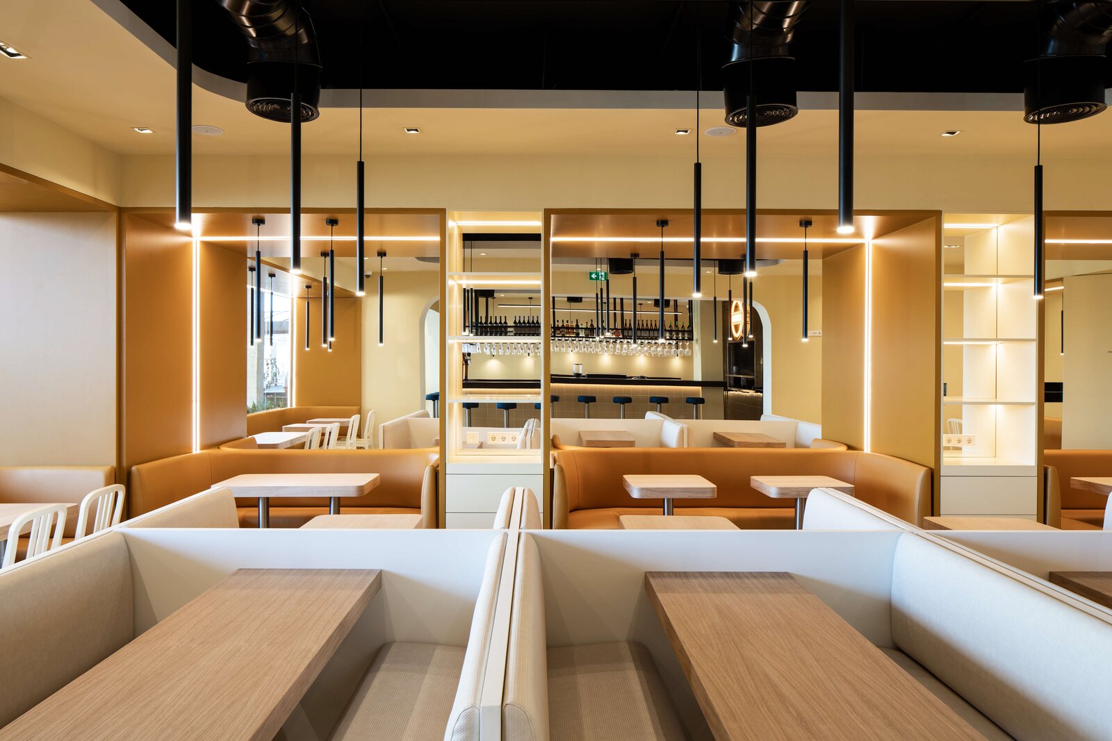Photo 3 of 60 in RM RESTAURANT&SNACK BAR by ESQVTA | interior design ...