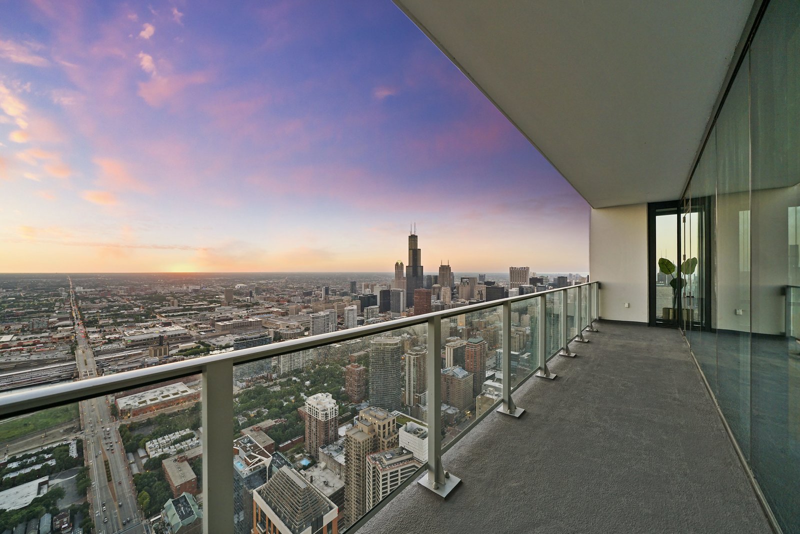 Photo 11 of 35 in NEMA Chicago Penthouse by Rafael Murillo - Dwell