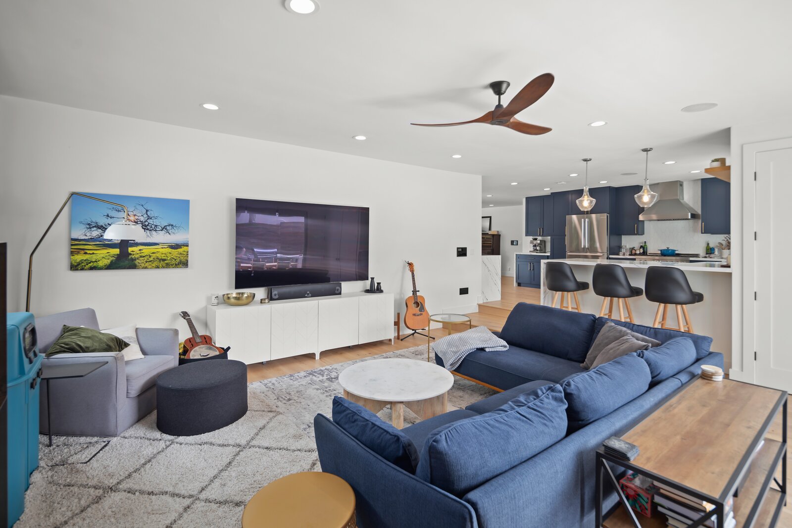 Photo 13 of 34 in Carlsbad Residence by Bates Building Company - Dwell