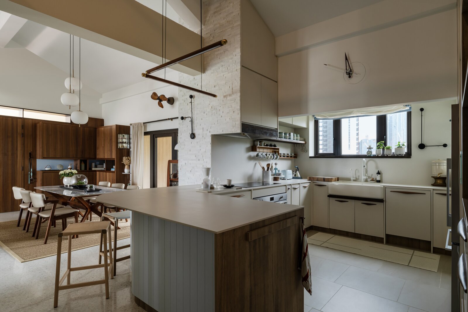 Photo 3 of 10 in Ten by Doran by Jaclyn - Dwell