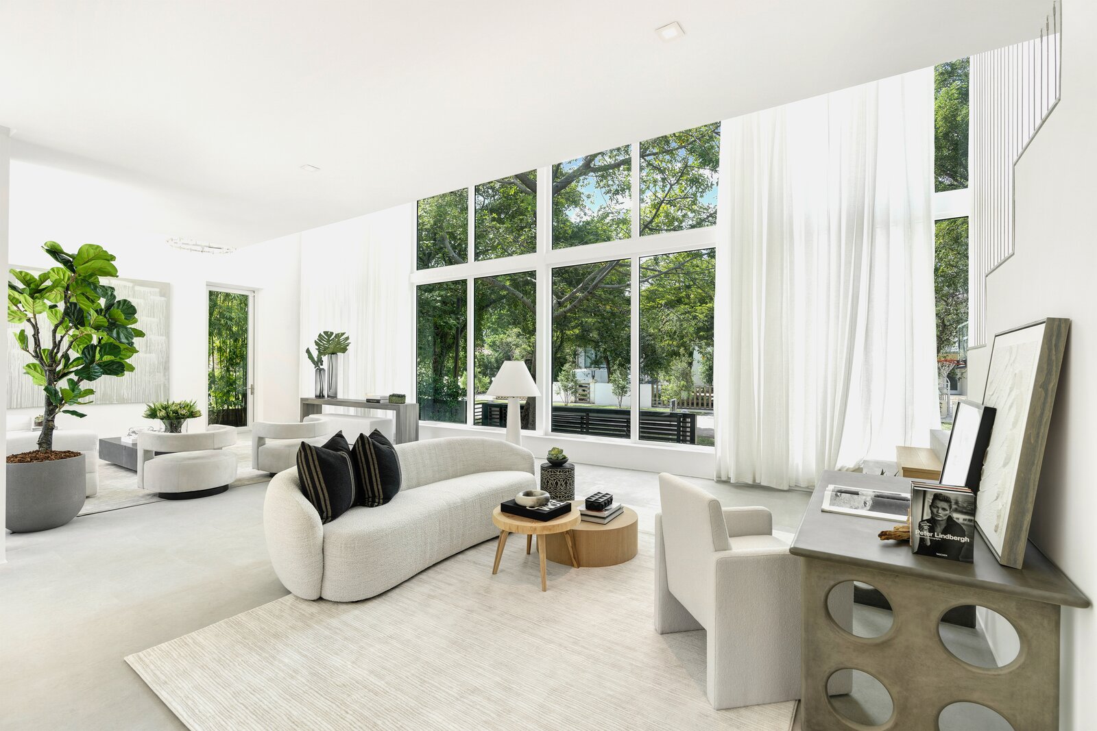Photo 8 of 10 in Ultra-Contemporary Residence Redefines Elegance with ...