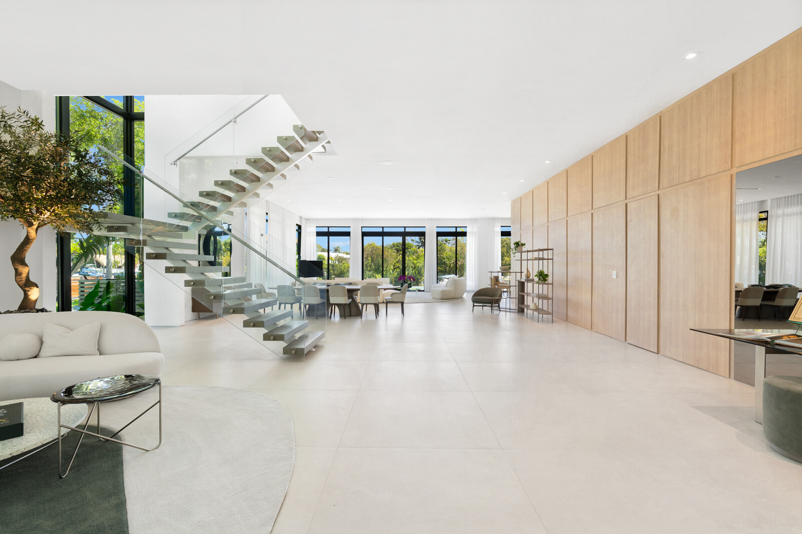 Photo 3 of 9 in Waterfront Residence by Visionary Miami Developer Gregg ...