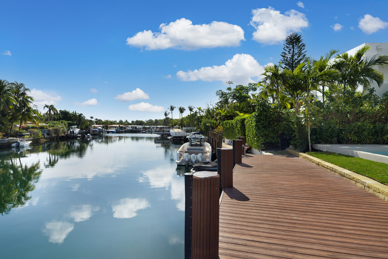 Photo 4 of 9 in Waterfront Residence by Visionary Miami Developer Gregg ...