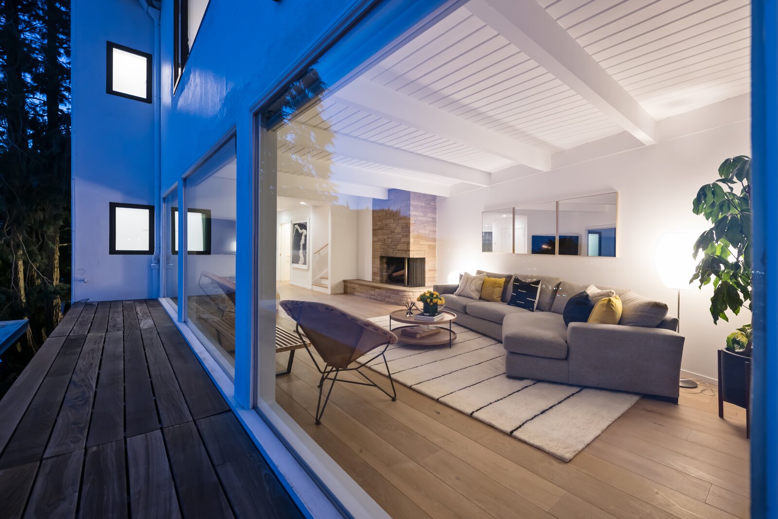 Photo 15 of 17 in The Hopkins House by Matt Woebcke - Dwell