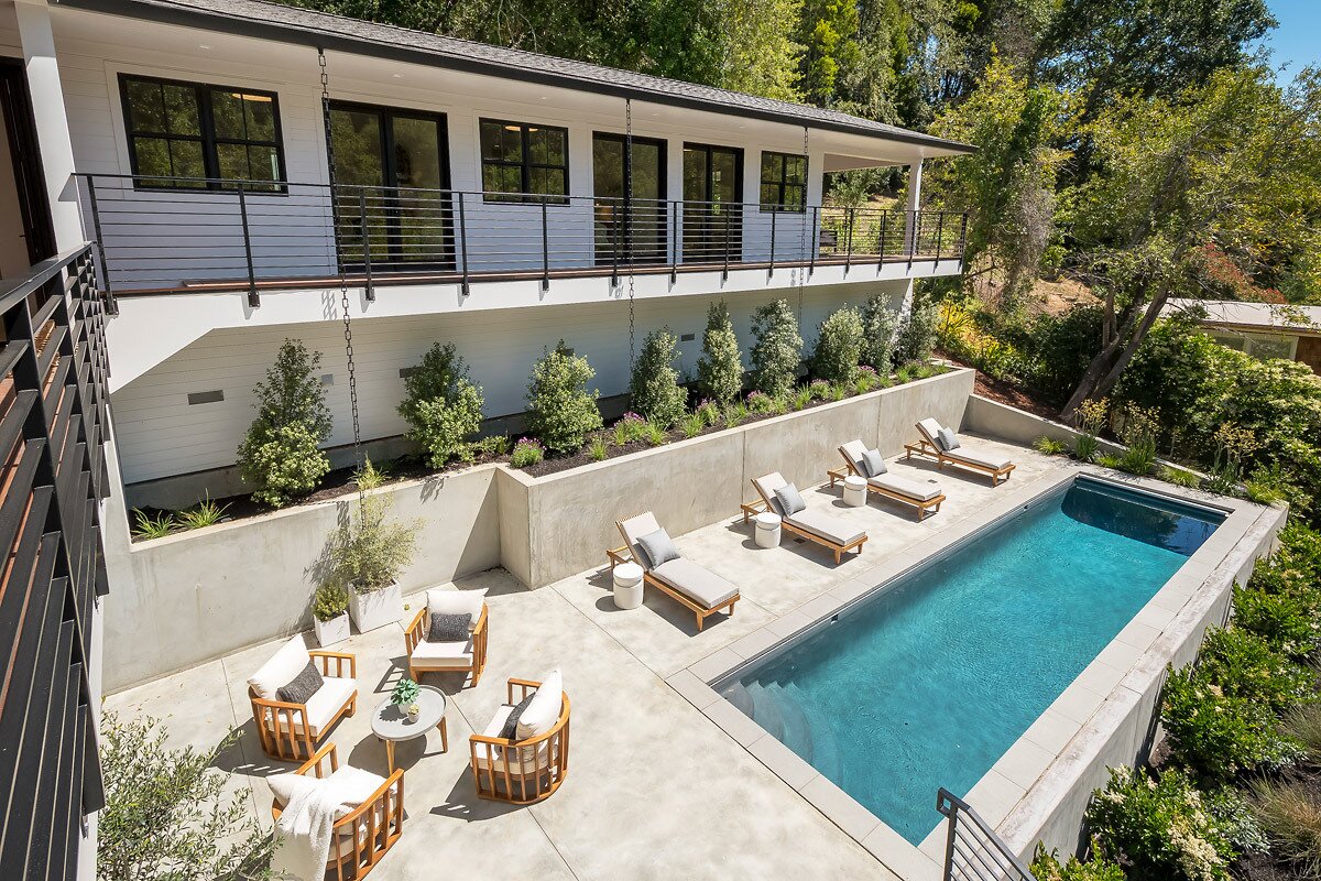 Photo 15 of 31 in Marin County Resort by Holly Welch - Dwell