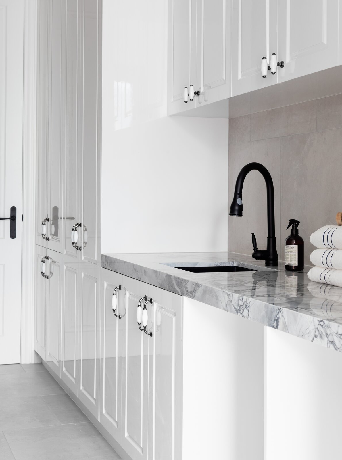 Photo 19 of 32 in The Grange by Construct Melbourne - Dwell