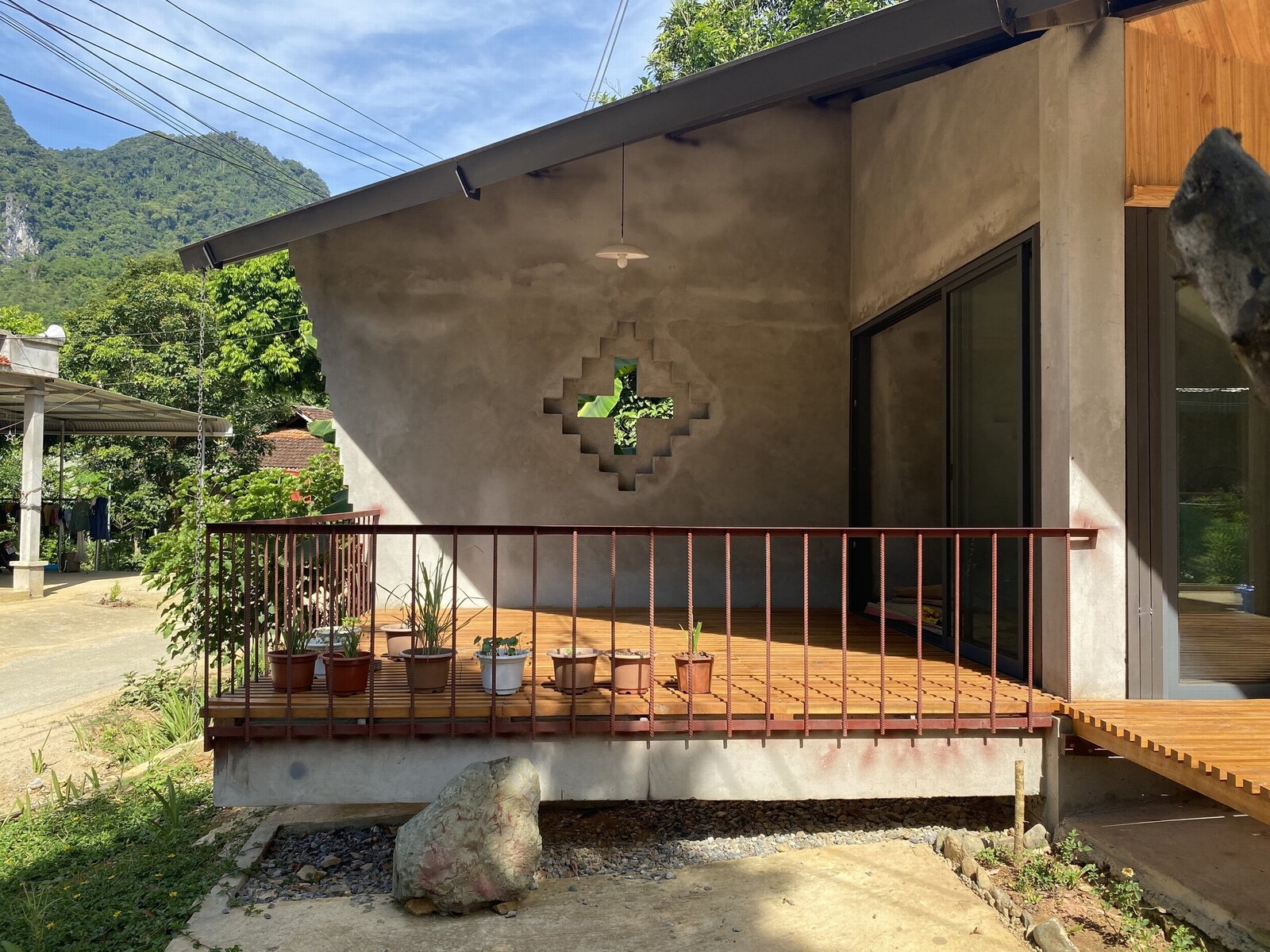 Photo 11 of 52 in Tup house by Cuong building workshop - Dwell