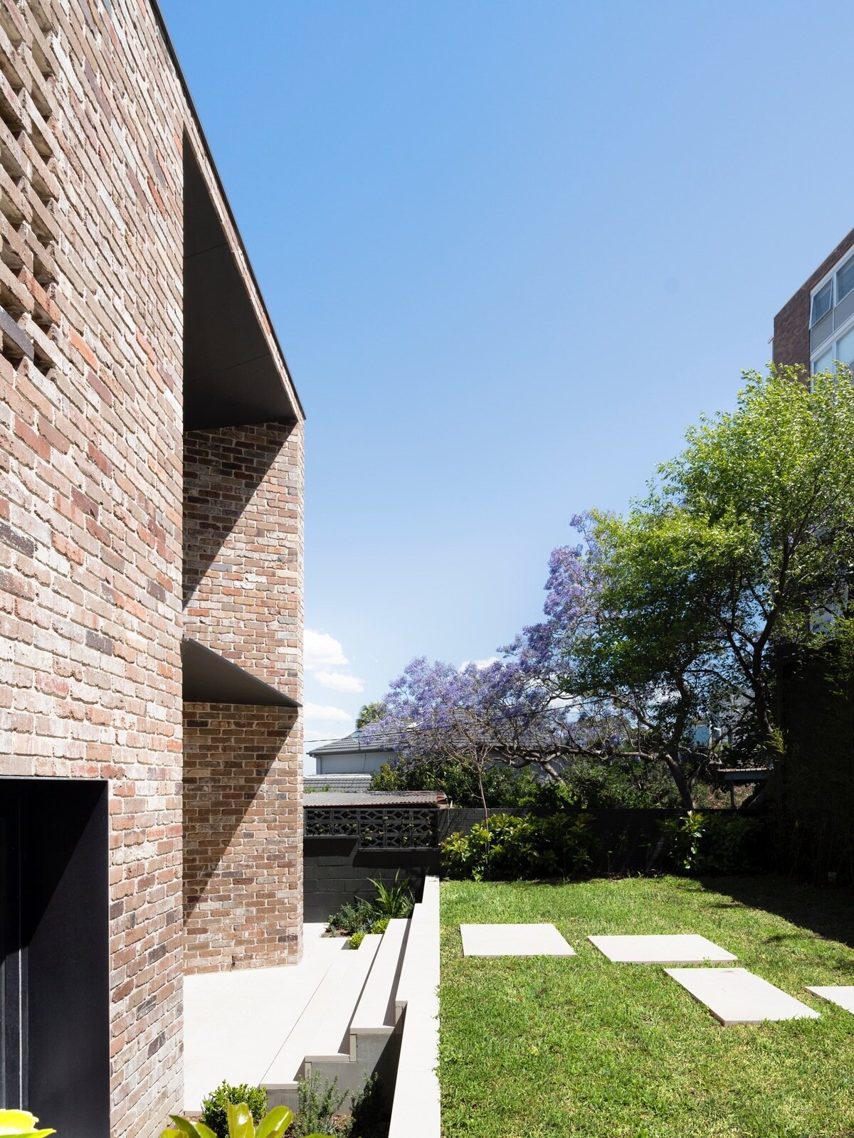 Photo 3 of 22 in A Knockout Brick Facade Shelters an Airy Home in ...