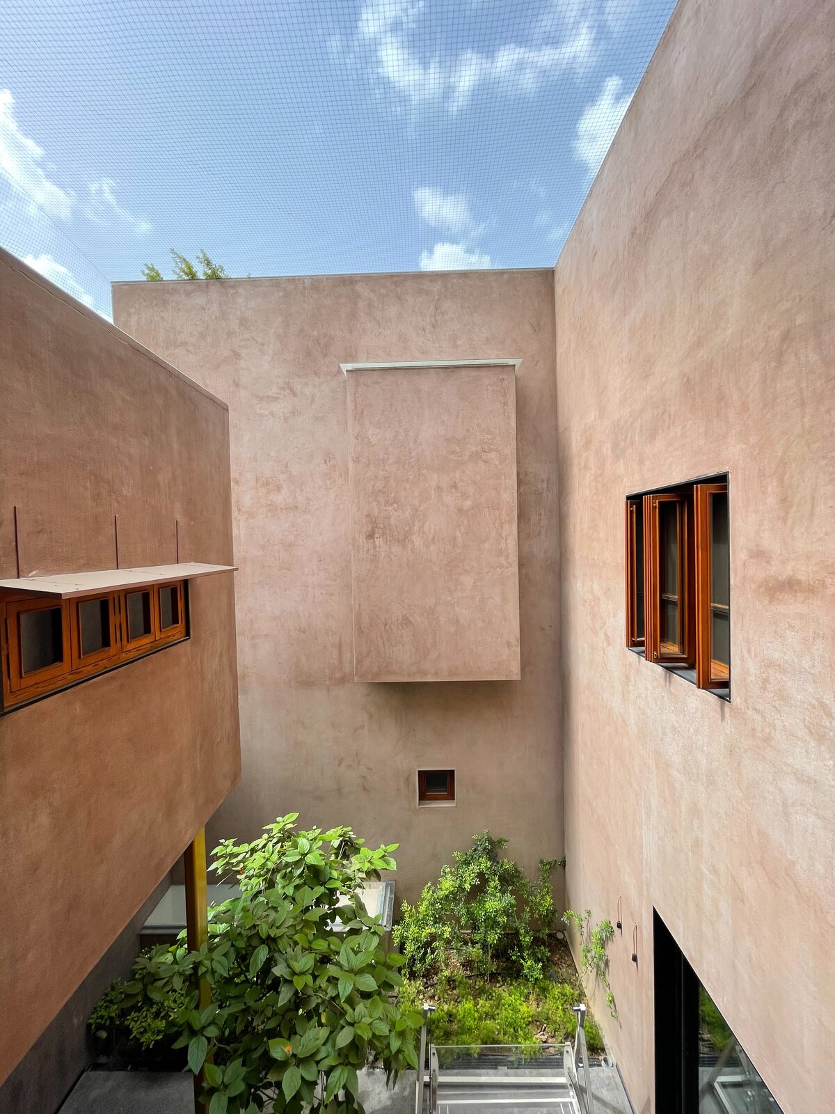 Photo 4 of 19 in A Courtyard Home Designed for Natural Cooling Beats ...
