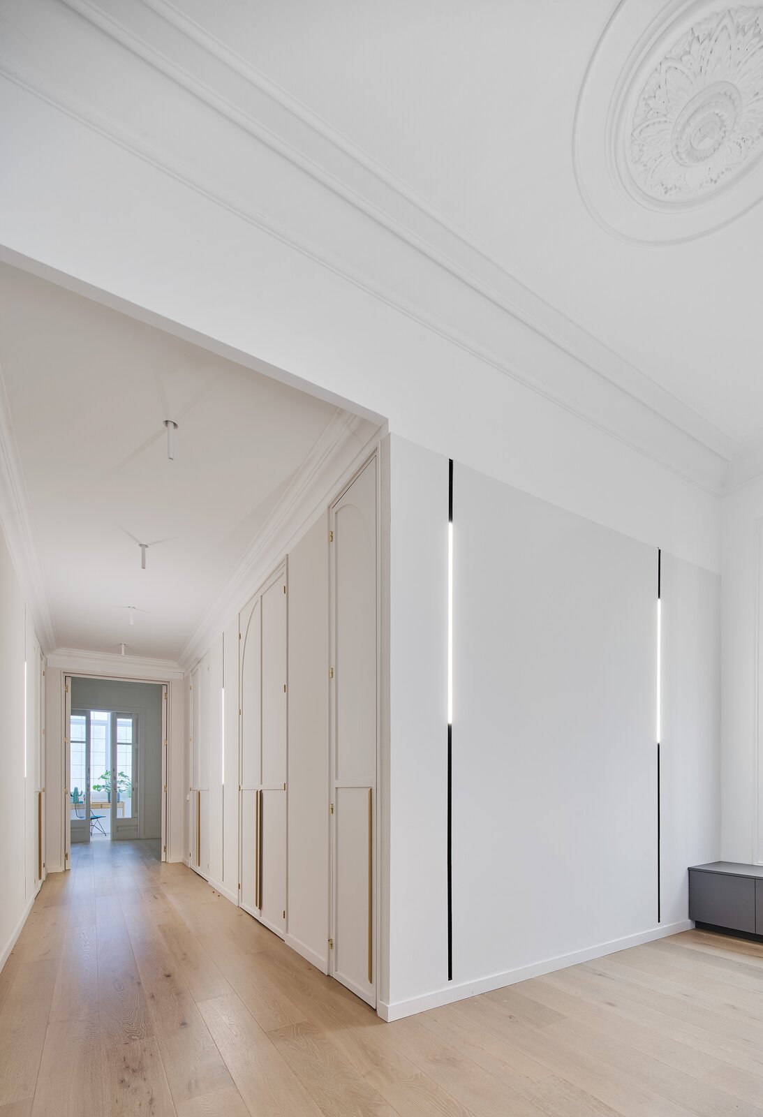 Photo 35 of 37 in Drop-Dead Tile Sets the Tone in This Elegant ...