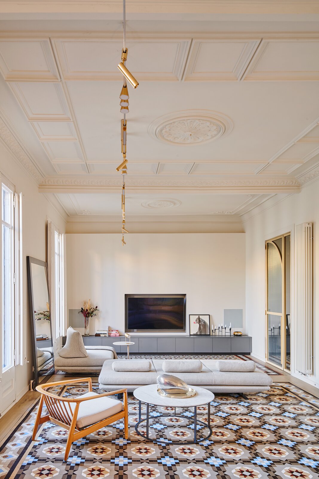 Photo 6 of 37 in Drop-Dead Tile Sets the Tone in This Elegant Barcelona ...