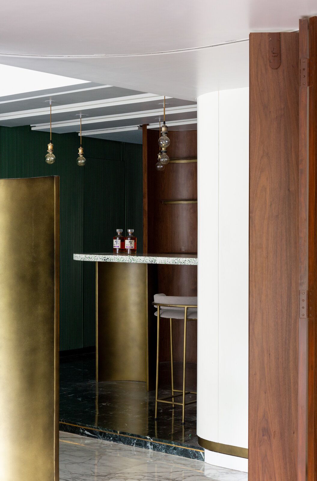 Photo 6 of 22 in Deep Greens and Gold in This Renovated Apartment Exude ...