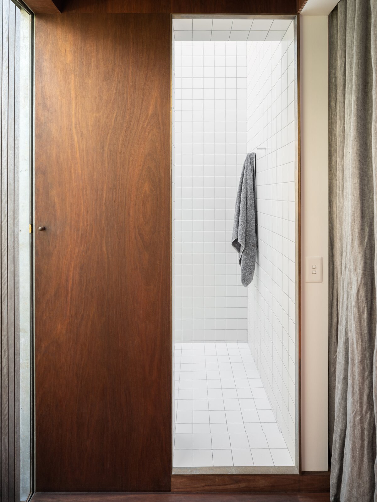 Photo 16 of 18 in A Compact Home in Suburban Australia Lives Large With ...