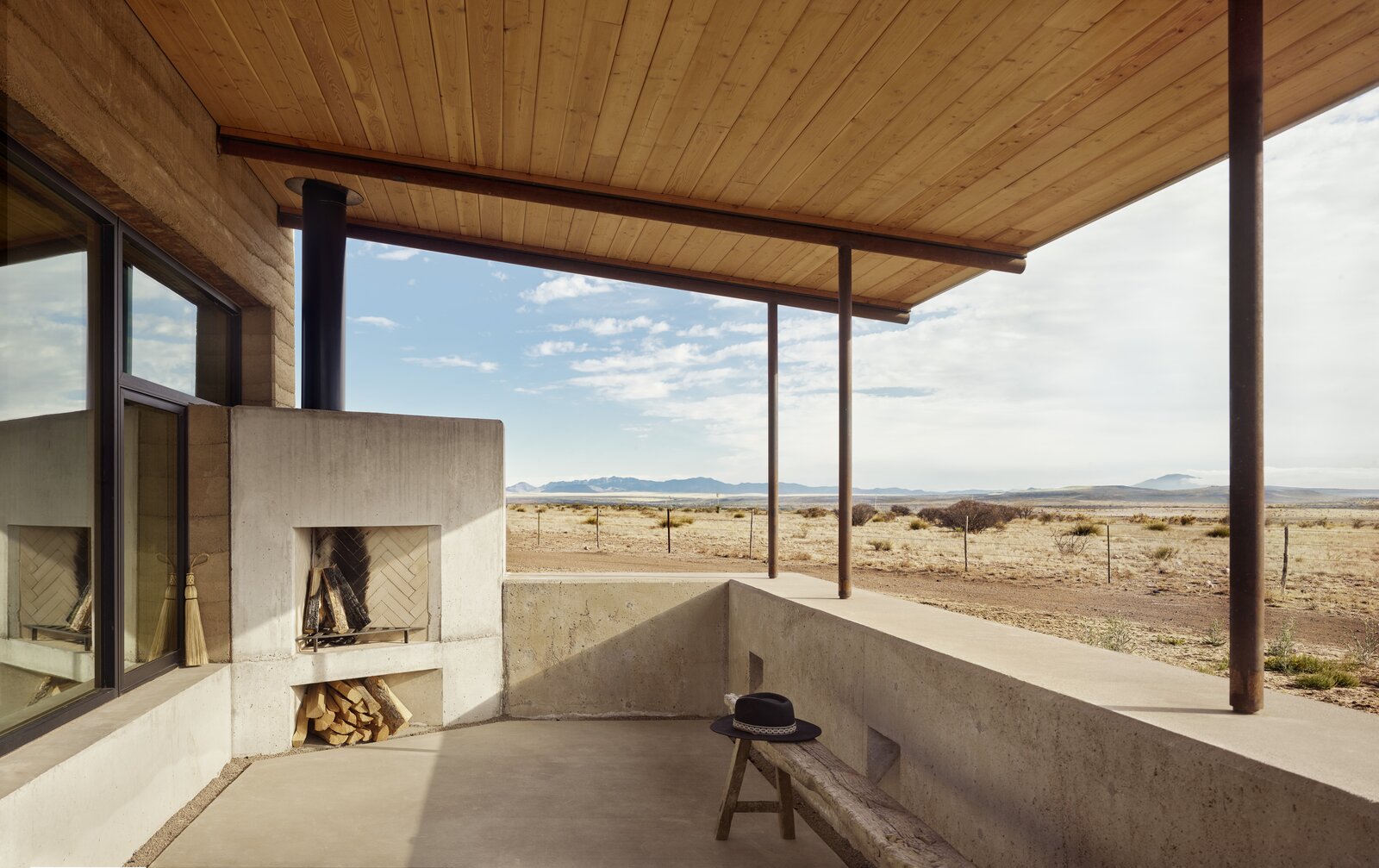 Photo 16 of 22 in Monolithic Rammed Earth Walls Keep This Marfa Ranch ...
