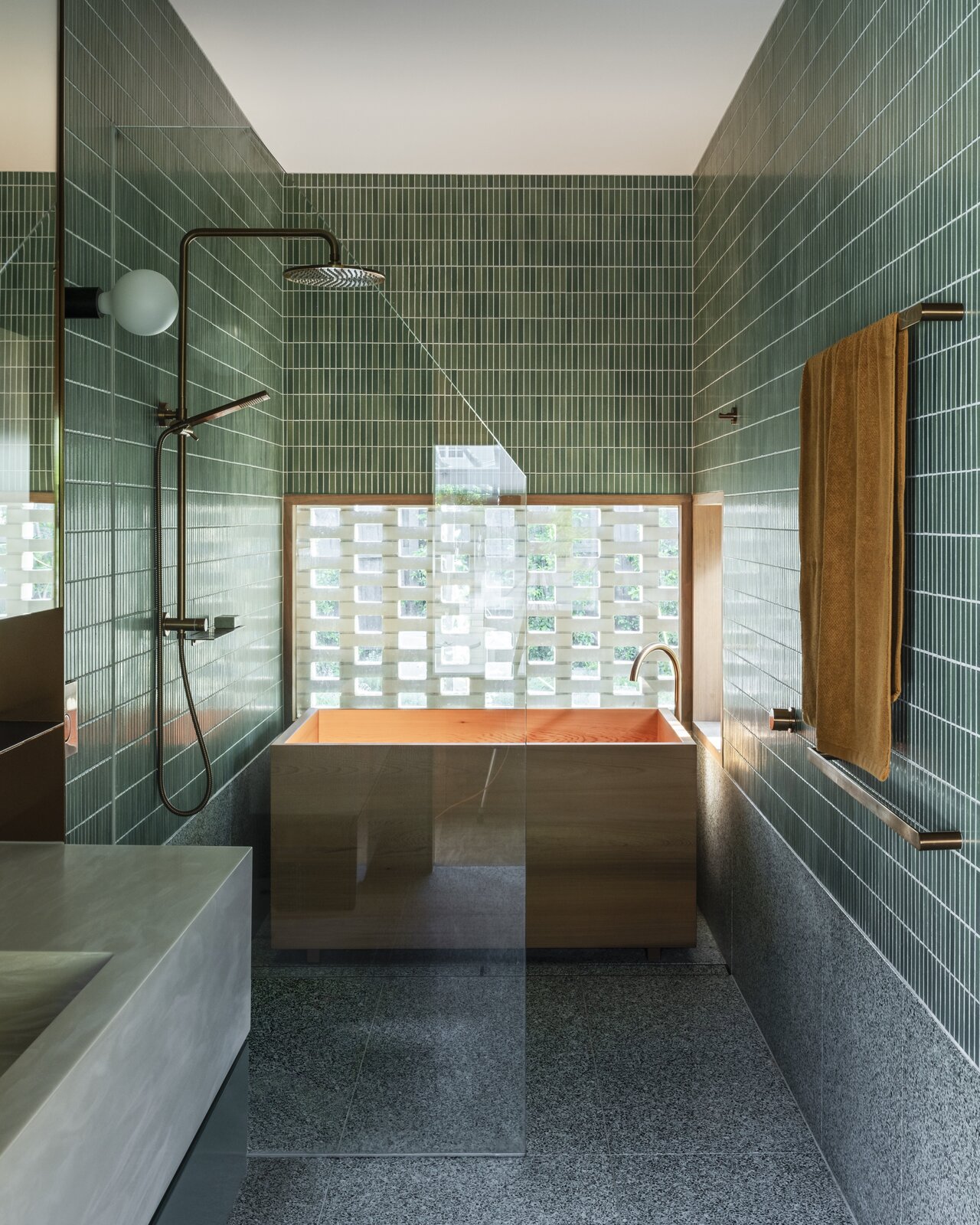 Photo 20 of 24 in This Black-Timber-and-Brick Home in Suburban ...