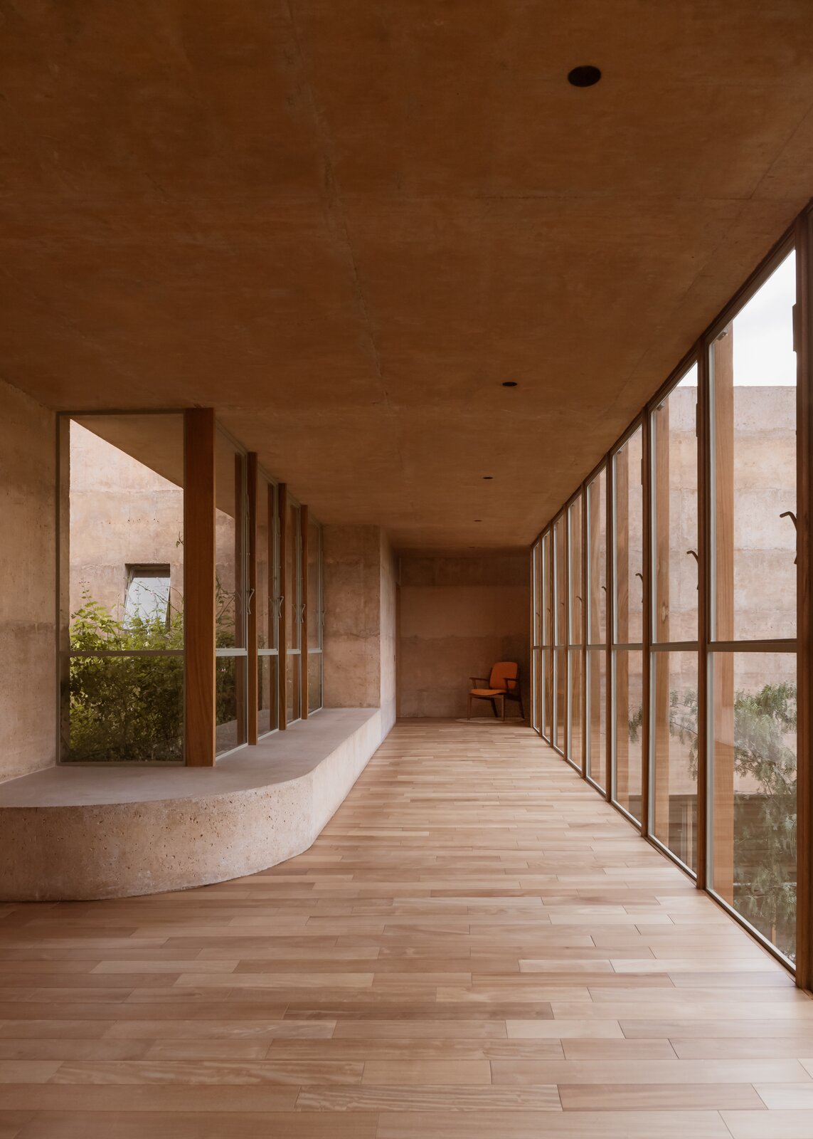 Photo 15 of 22 in This Pink-Hued Concrete Home in Mexico Exudes a ...