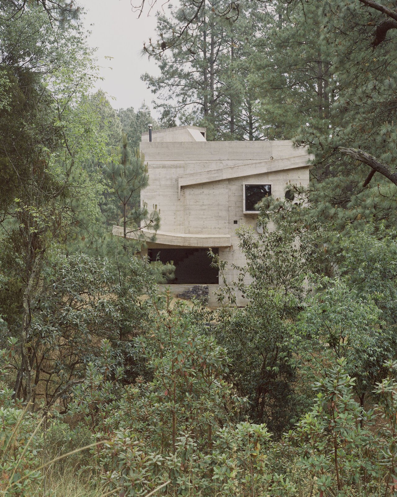 Photo 3 of 22 in This Board-Formed Concrete “Cabin” Has the Longest ...