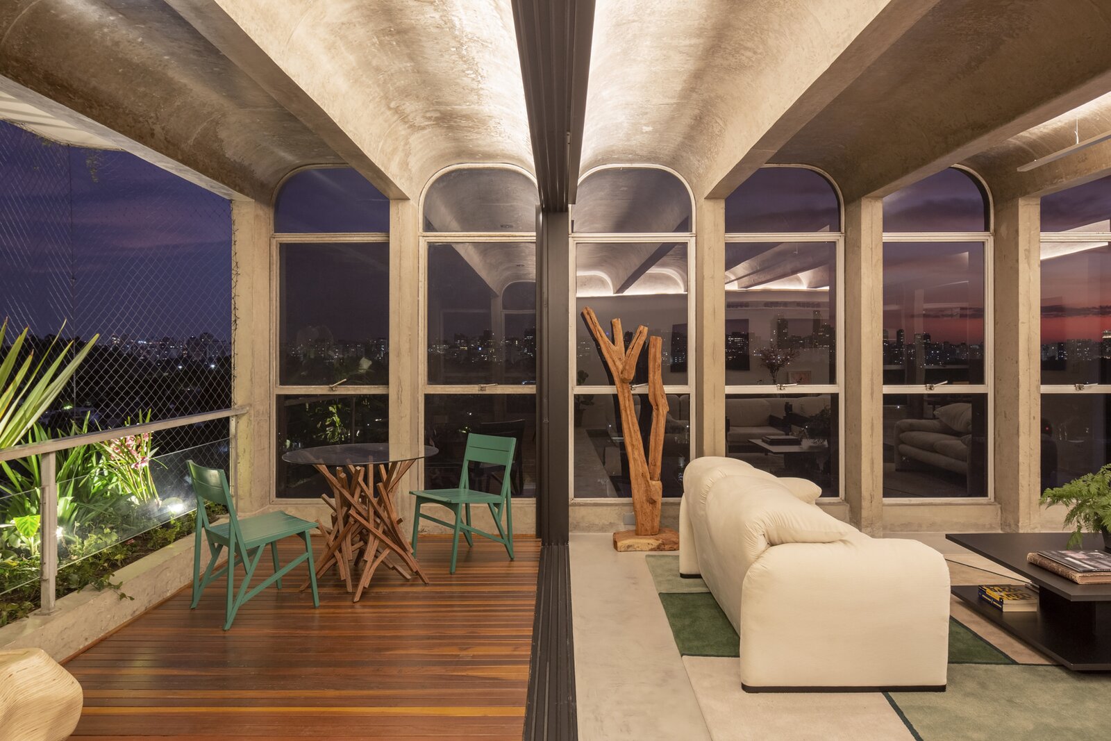 Photo 4 of 26 in Rhythmic Ceiling Arches Provide Support—and Eye Candy ...