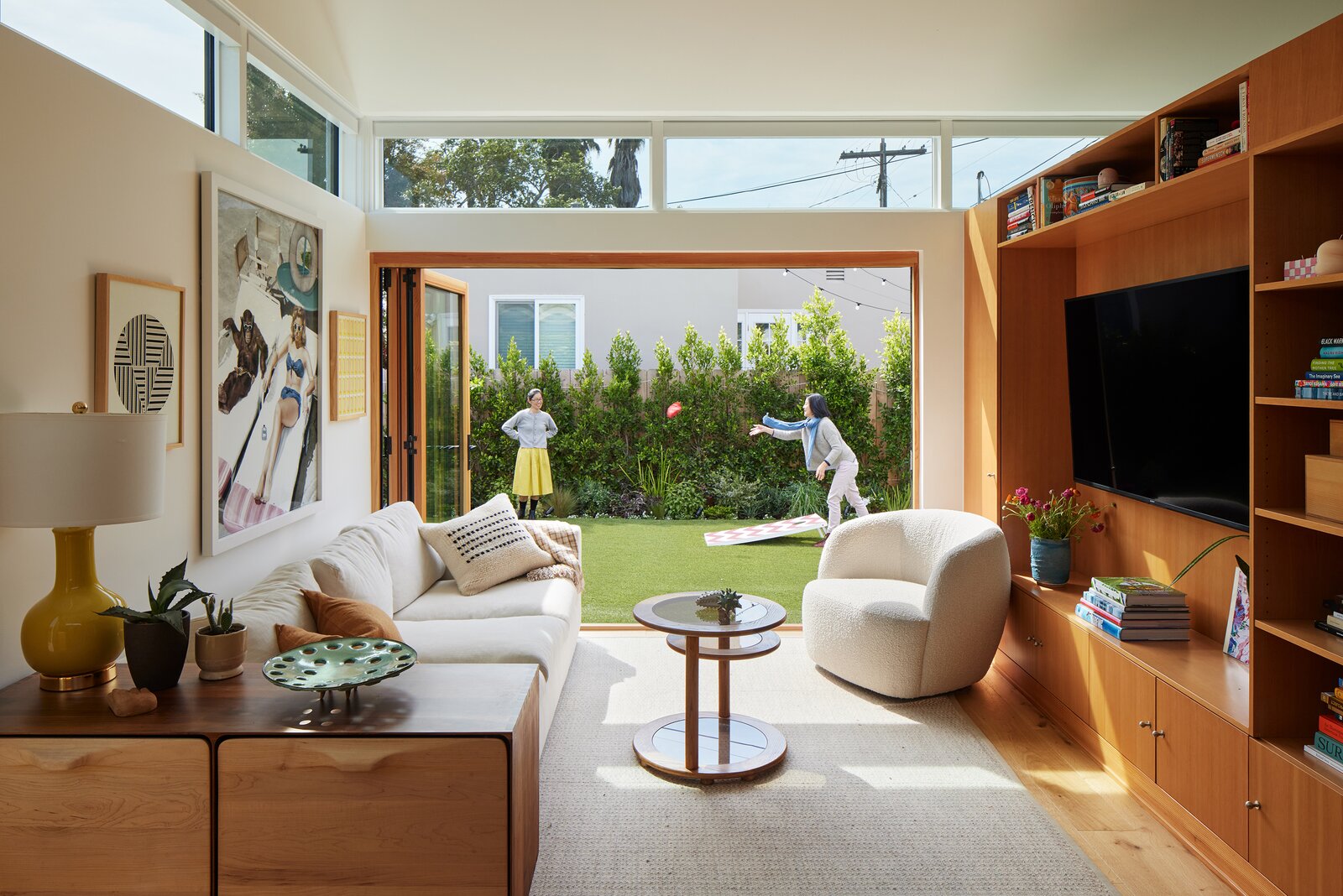 Clerestories and a Pitched Roof Cap This $330K Garage Turned ADU in Los ...