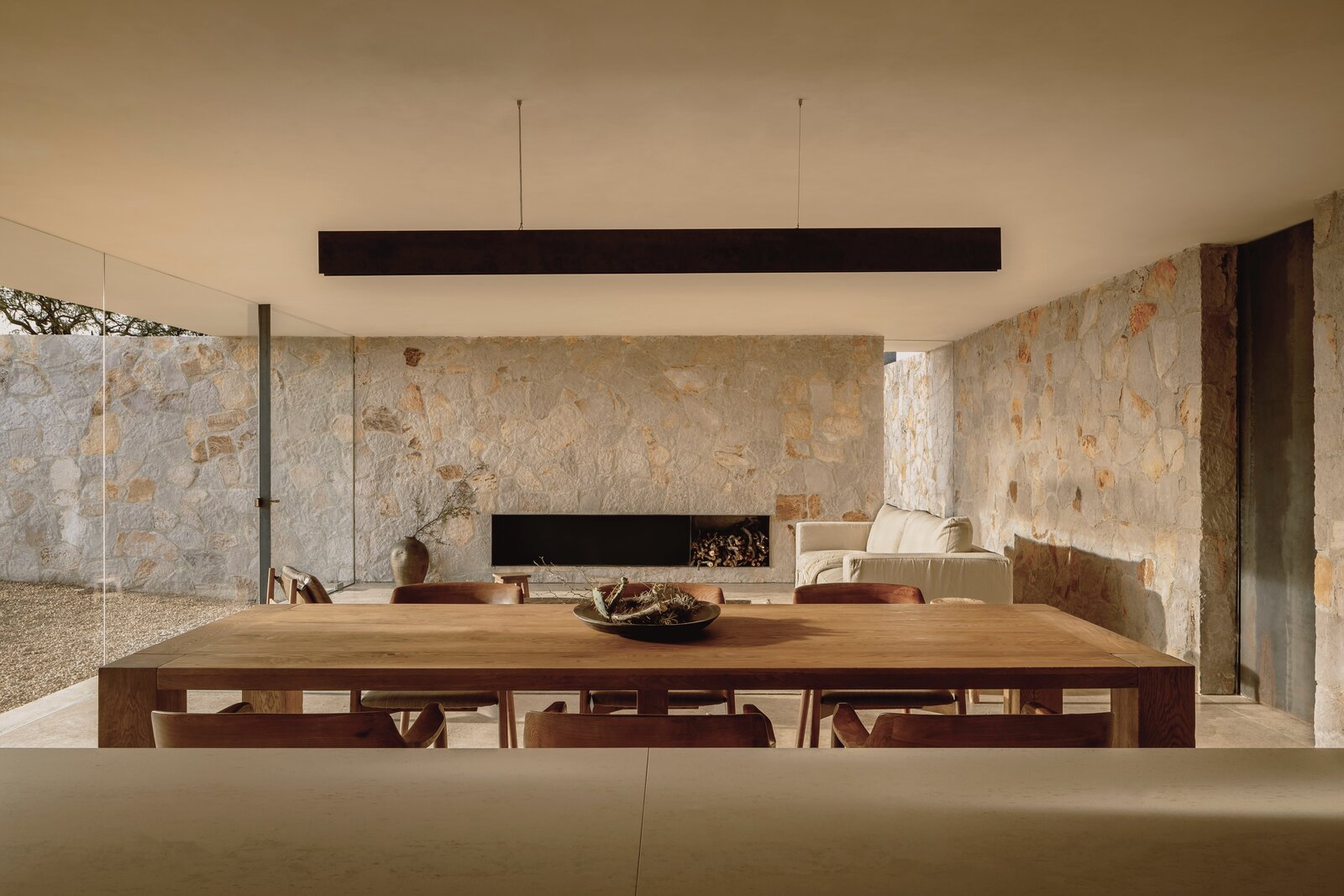 Photo 13 of 16 in In Mexico, Monolithic Stone Walls Make for a Home as ...