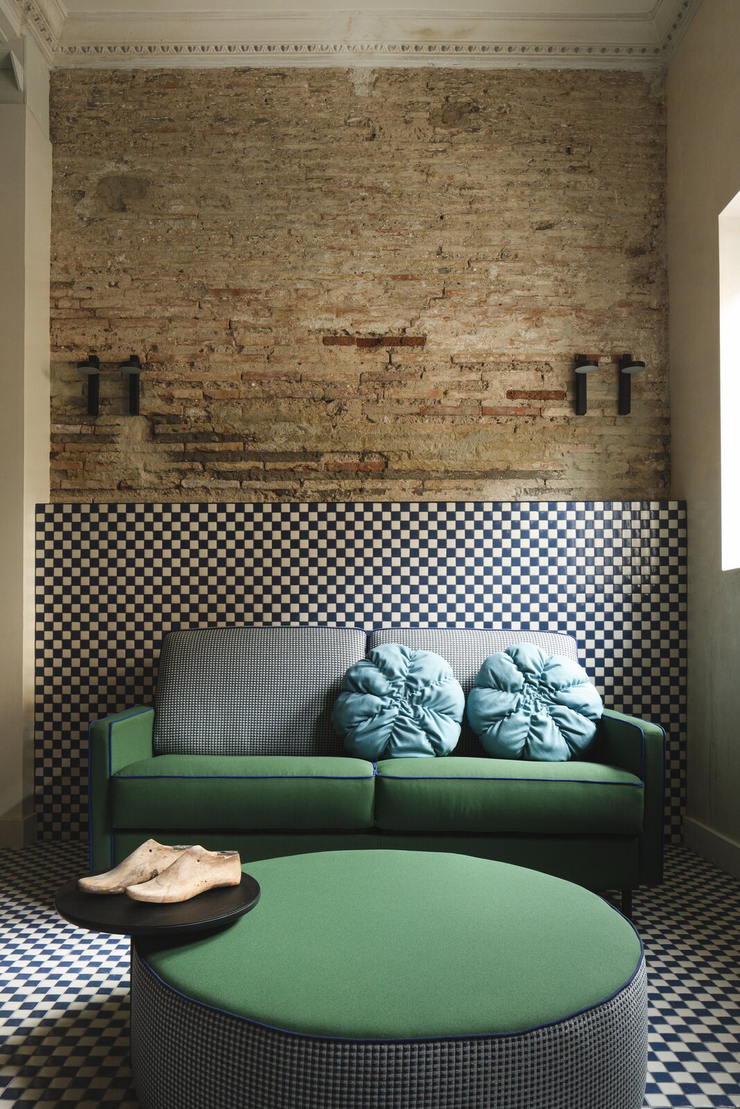 Photo 3 of 18 in Swaths of Blue and White Tile Shimmer in This 1940s ...