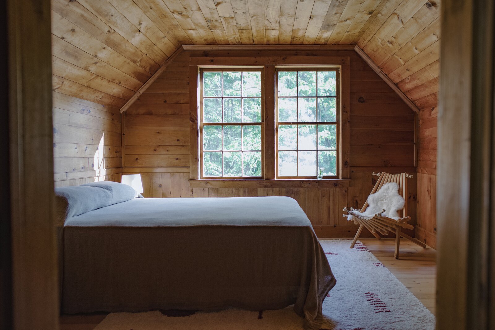 Photo 14 of 16 in Refreshing This 1930s Catskills Cabin Made It Just ...