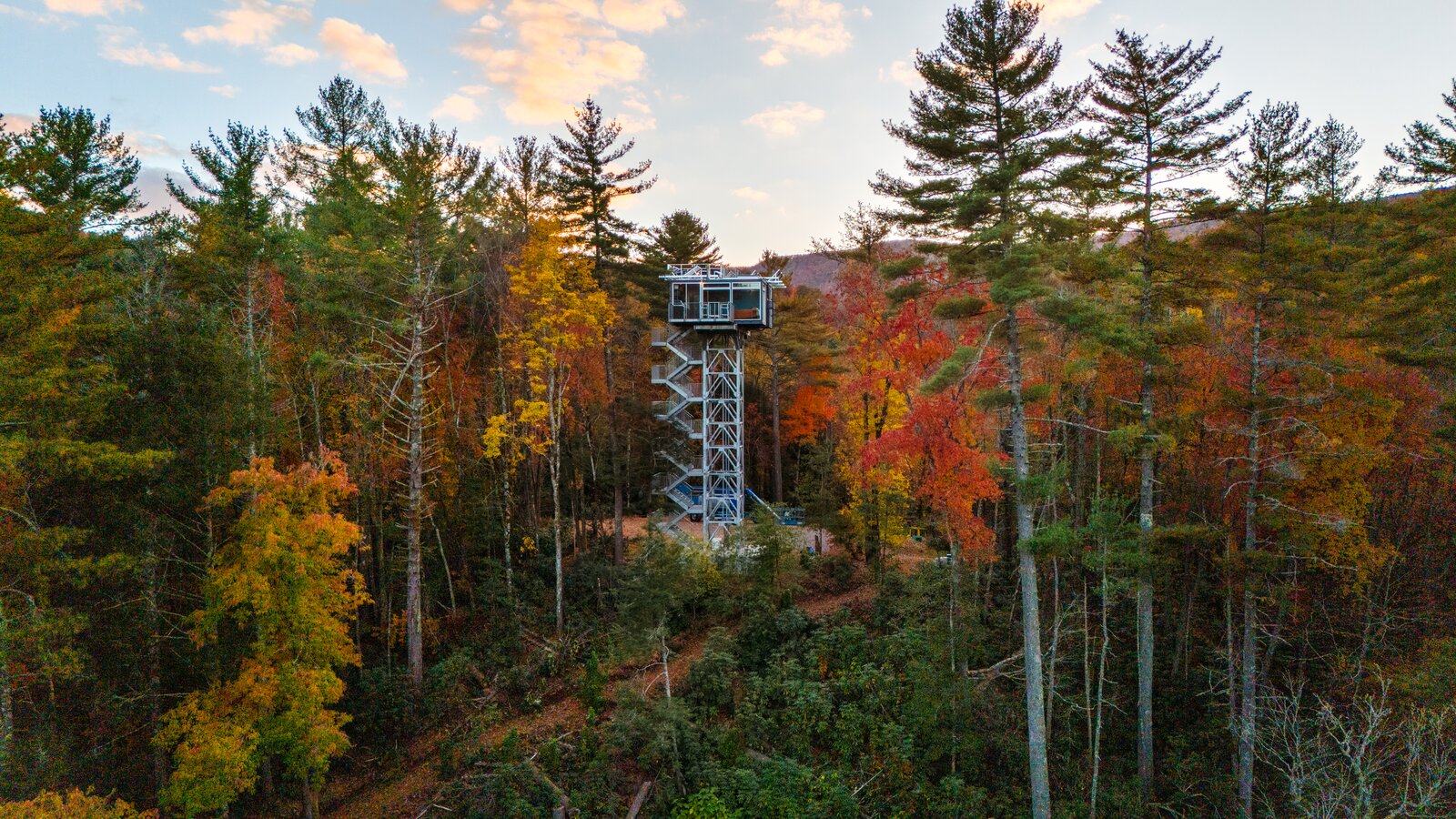 Photo 1 of 15 in It’s Your Average Off-Grid Shipping Container Home ...