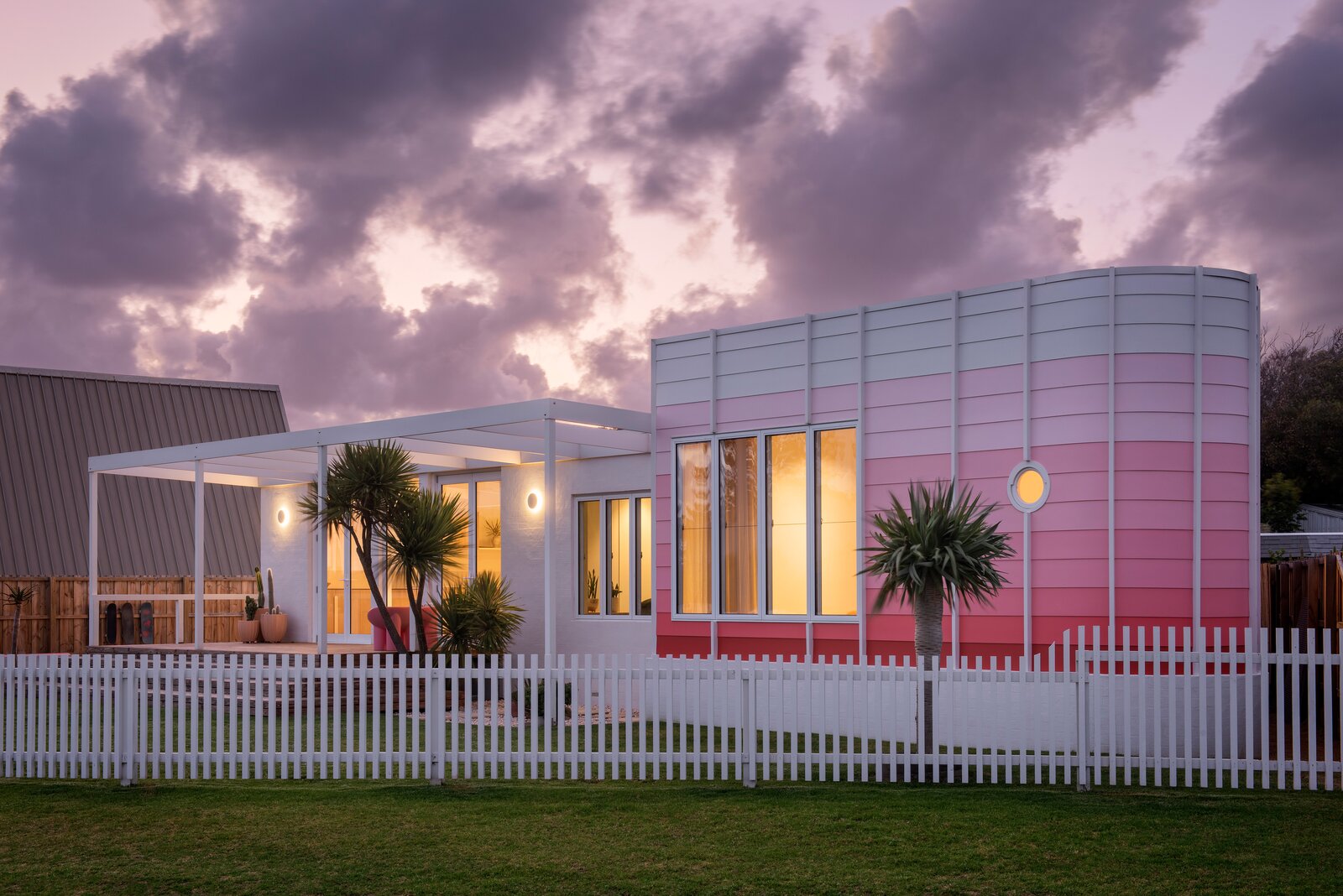 Photo 3 of 23 in This Elevated Australian Beach Shack Has a Vaporwave Sunset Facade - Dwell