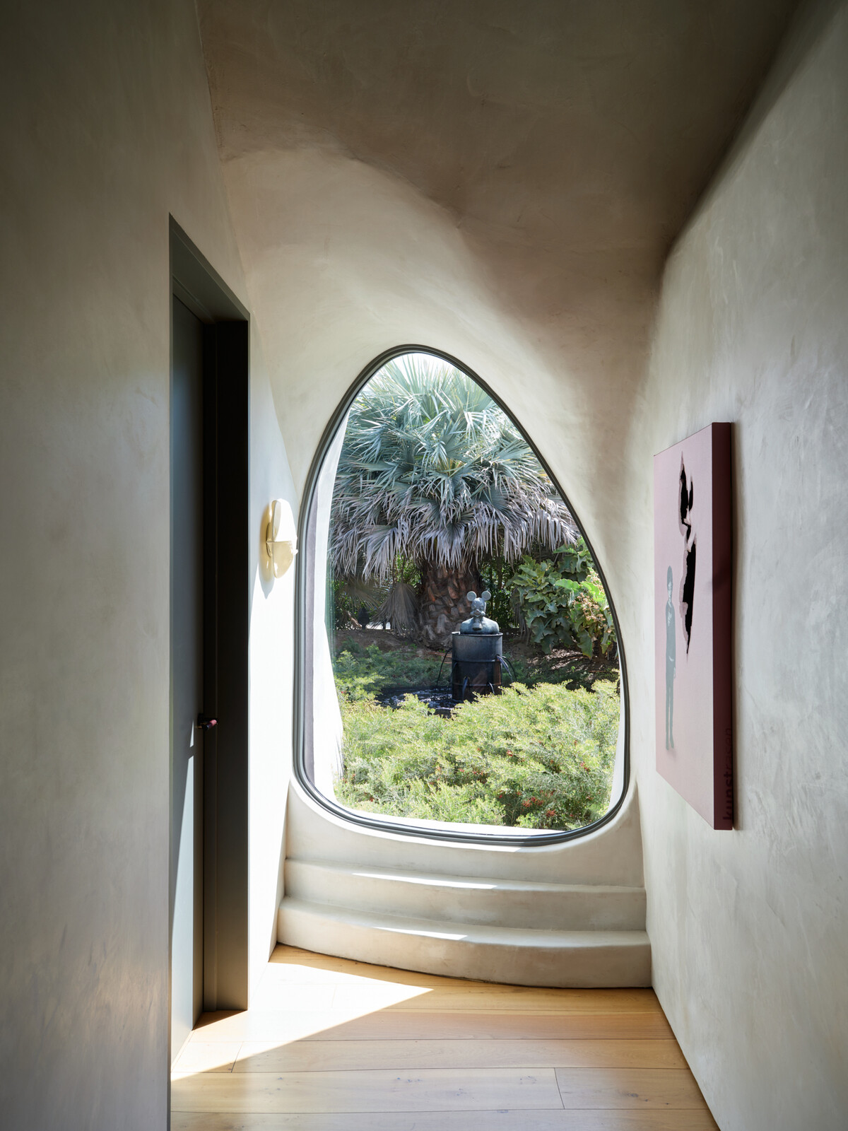 Photo 13 of 15 in The Secret Behind This Malibu Home’s Hard Concrete ...