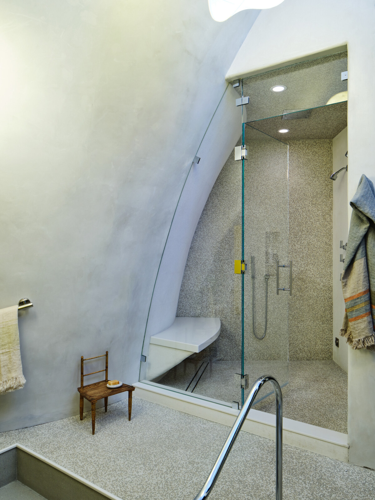 Photo 14 of 15 in The Secret Behind This Malibu Home’s Hard Concrete ...