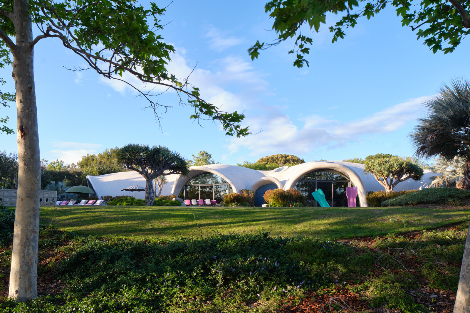 Photo 1 of 15 in The Secret Behind This Malibu Home’s Hard Concrete ...