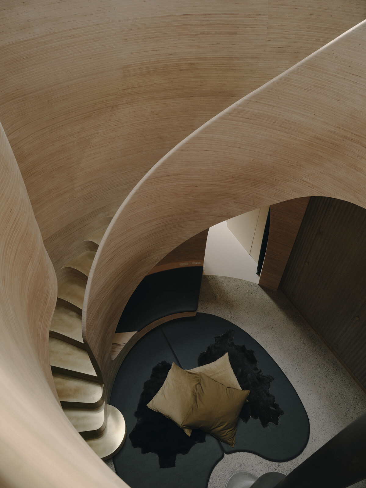 Photo 8 of 17 in It’s Hard to Believe This Sinuous Staircase Is Made of ...