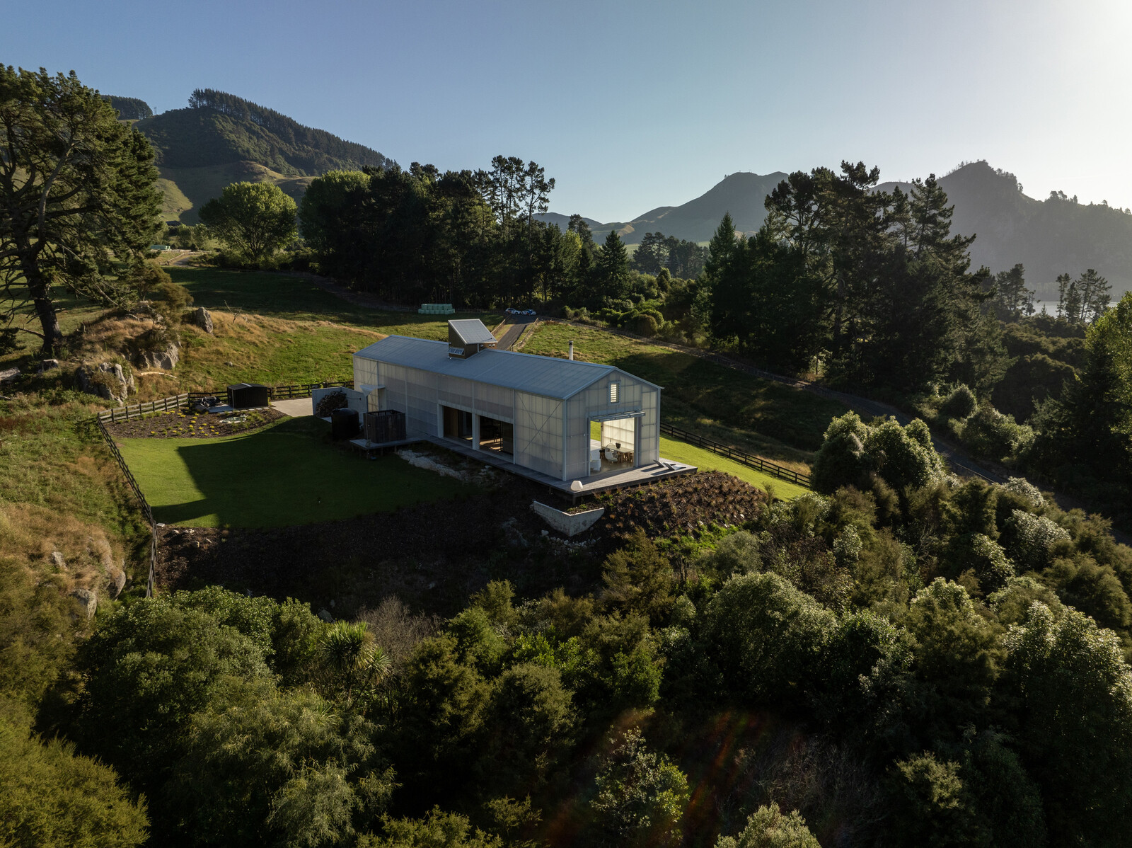 Photo 1 of 8 in In New Zealand, a “House Within a House” Explores the ...