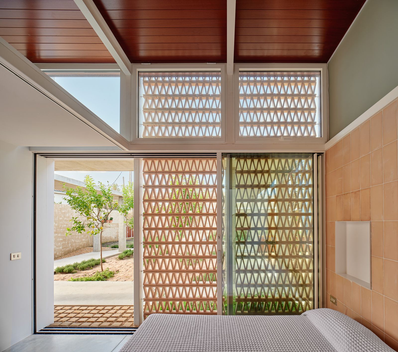 Photo 12 of 19 in Breeze-Block Walls and Pavilions Make This Spanish ...