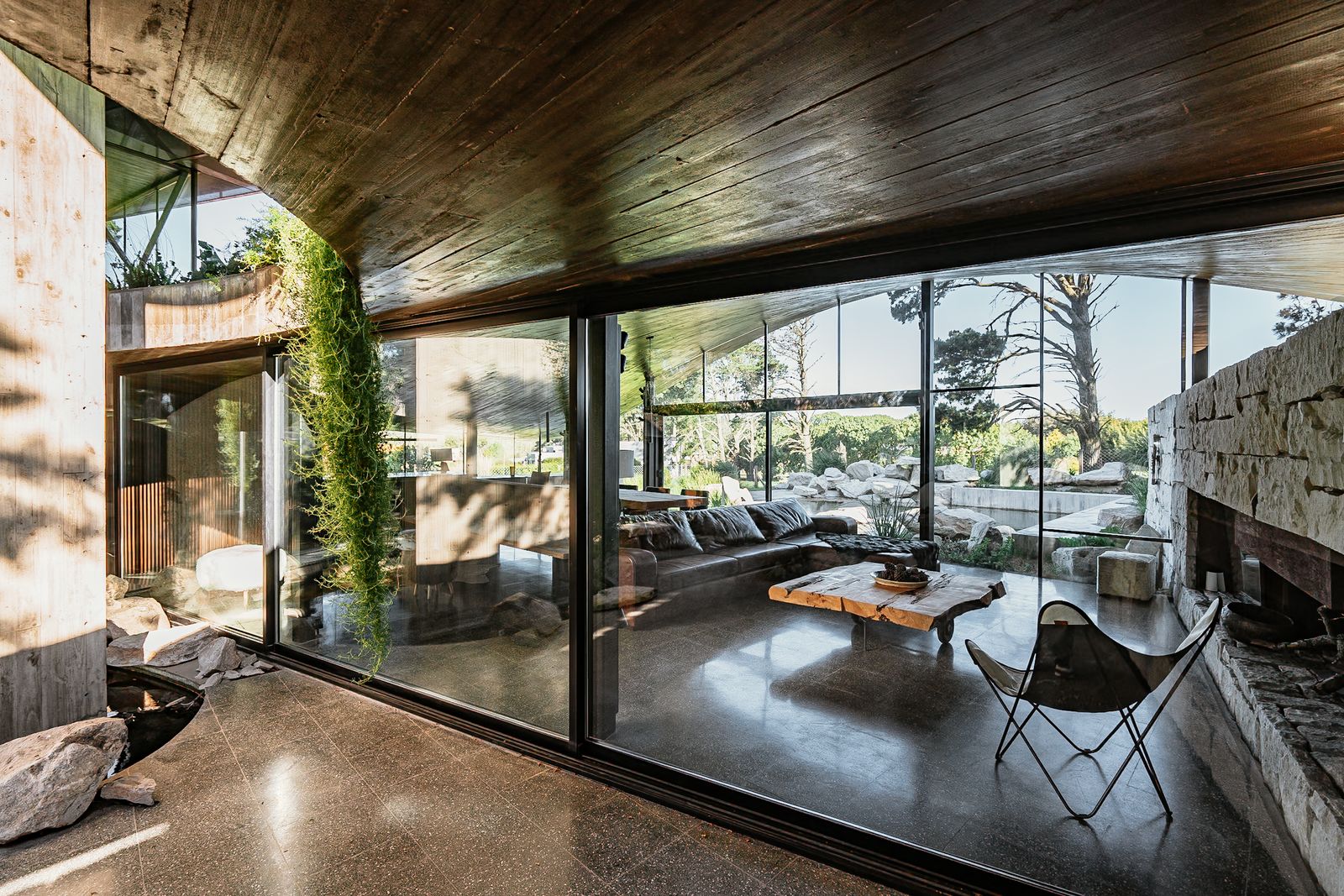 Photo 10 of 19 in Part Spy Lair, Part Hobbit House, This Argentinian ...