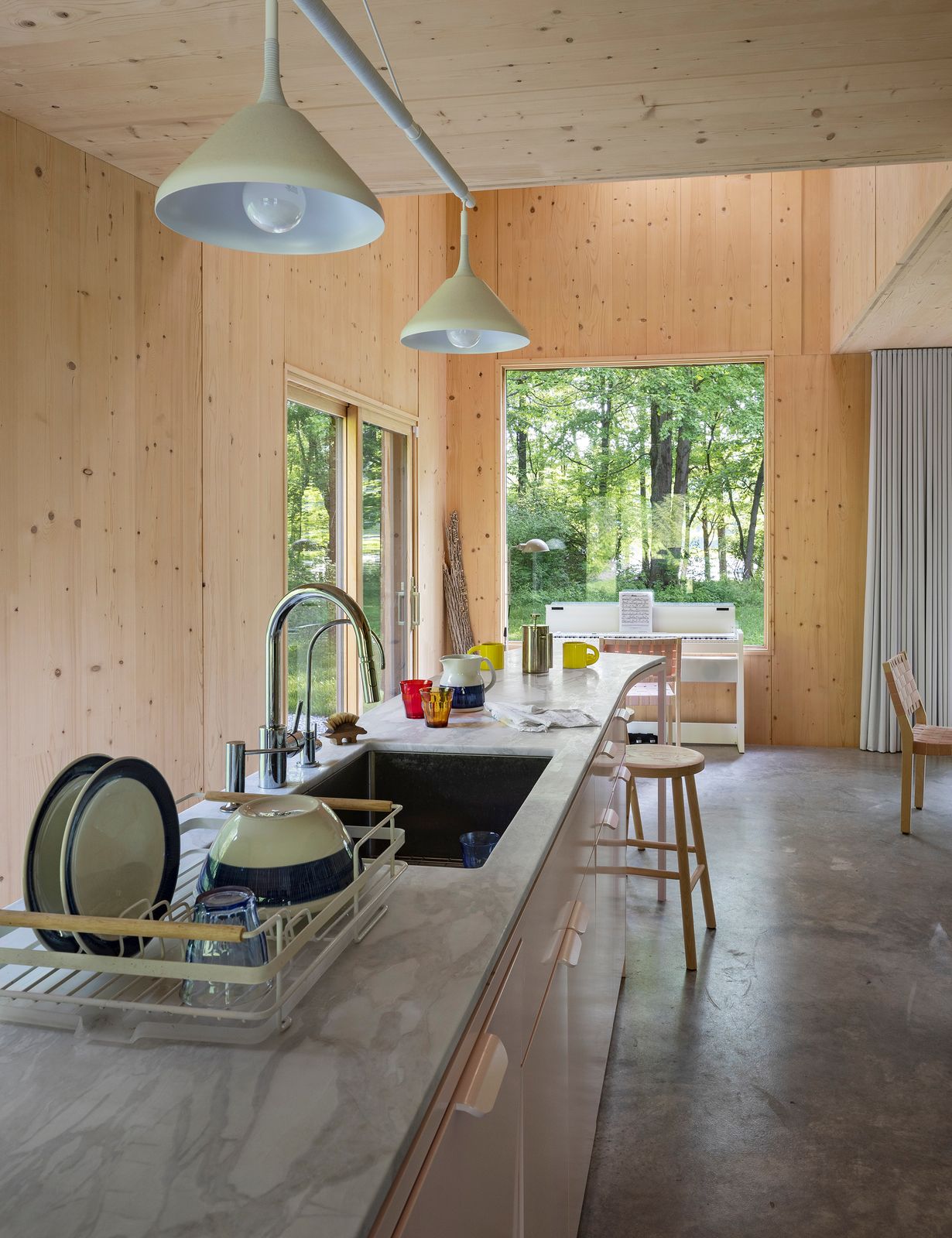 Photo 9 of 13 in Live-Edge Siding Covers This Prefab Cabin in Upstate ...