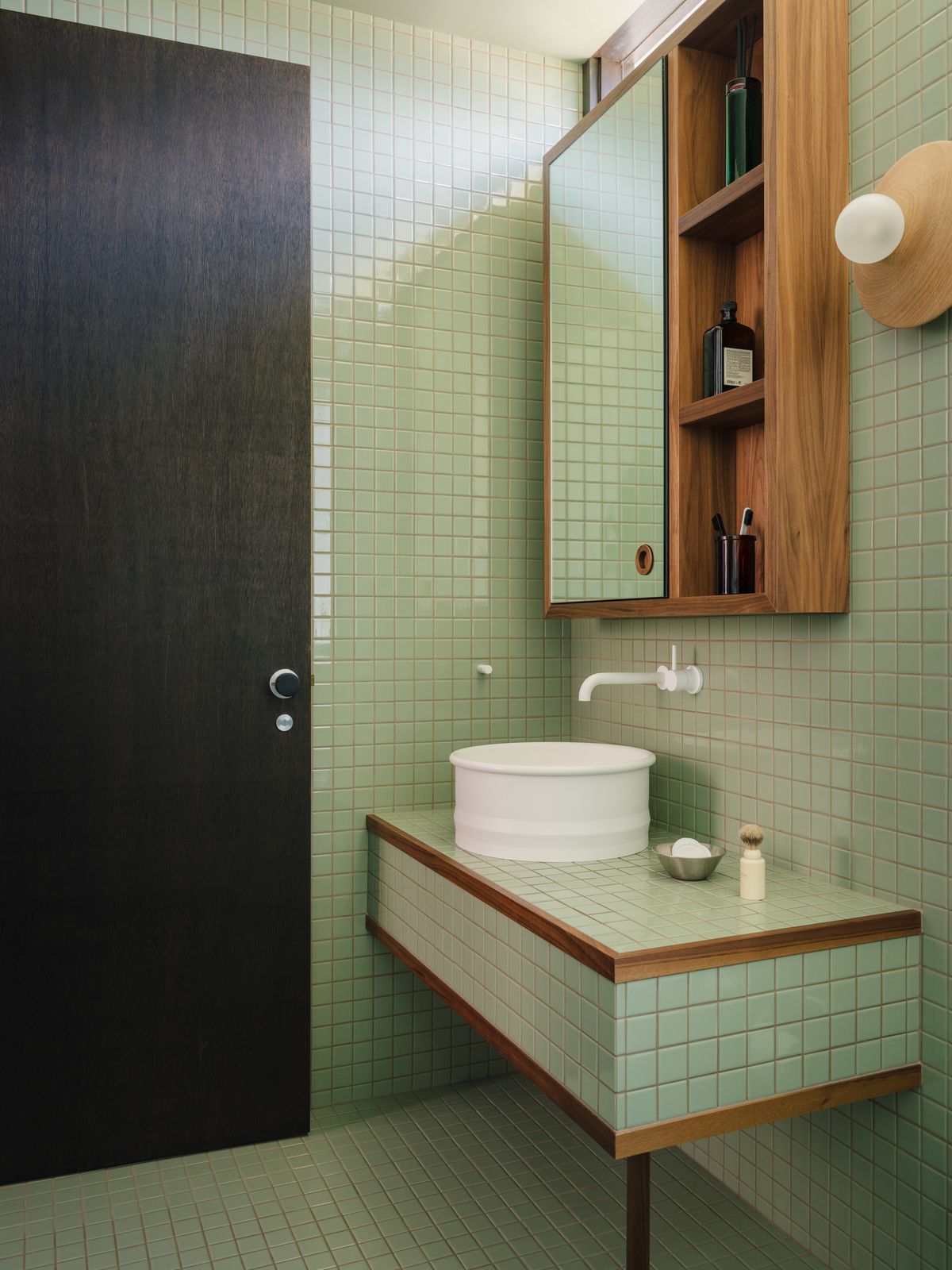 Photo 23 of 23 in A Suburban Home by the Eichler of Australia Is ...