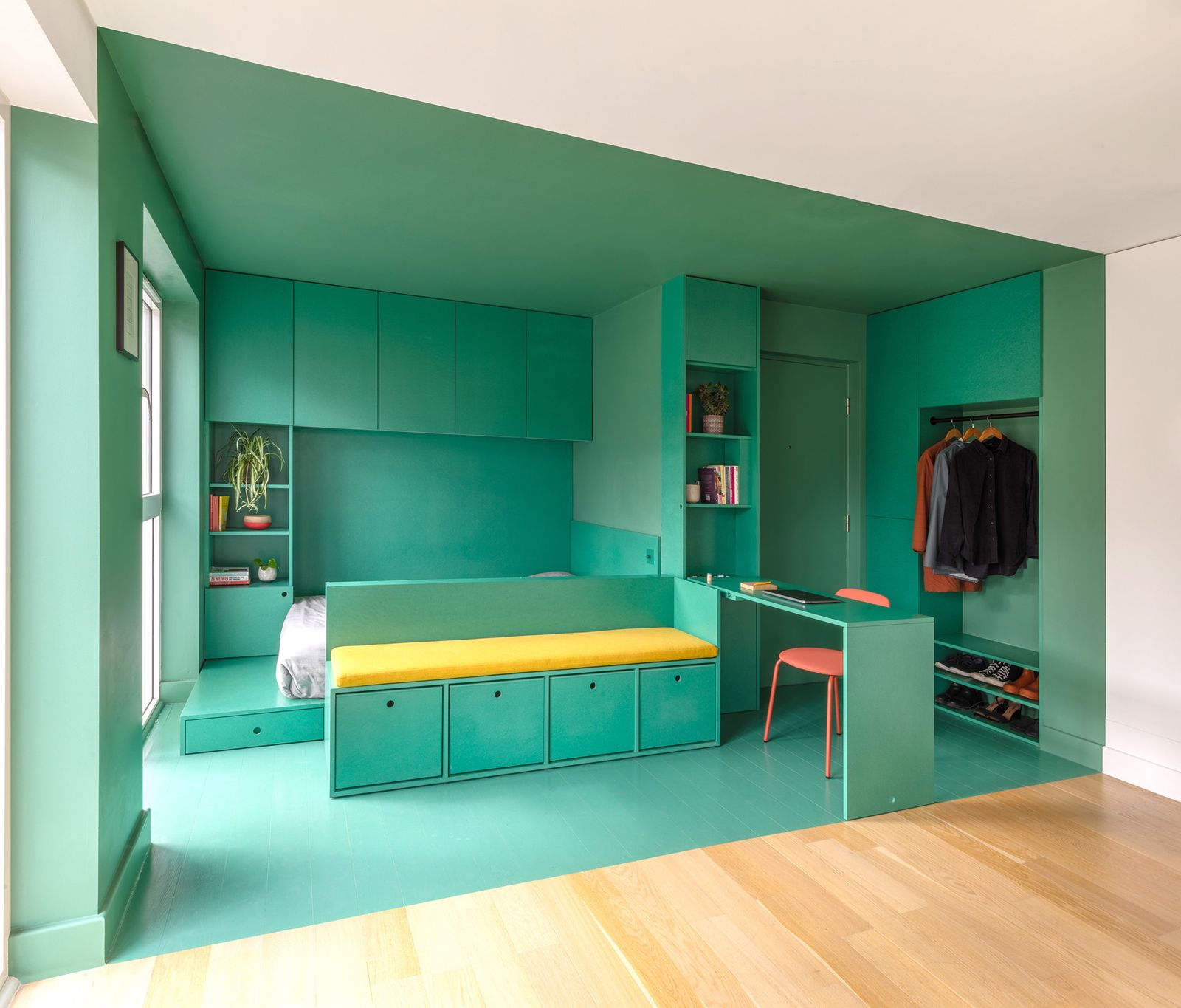 Photo 1 of 13 in £25K in Adaptable Millwork Gives a Tiny London Flat ...