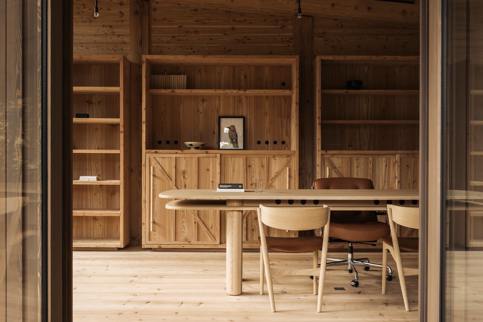Photo 7 of 20 in All the Materials for This Belgian House Were Sourced ...