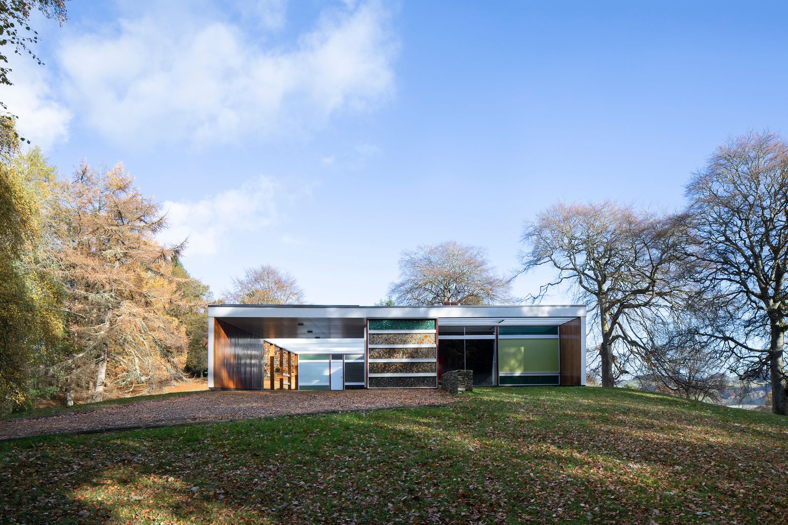 Photo 5 of 20 in Modernist Architect Peter Womersley’s First Home ...