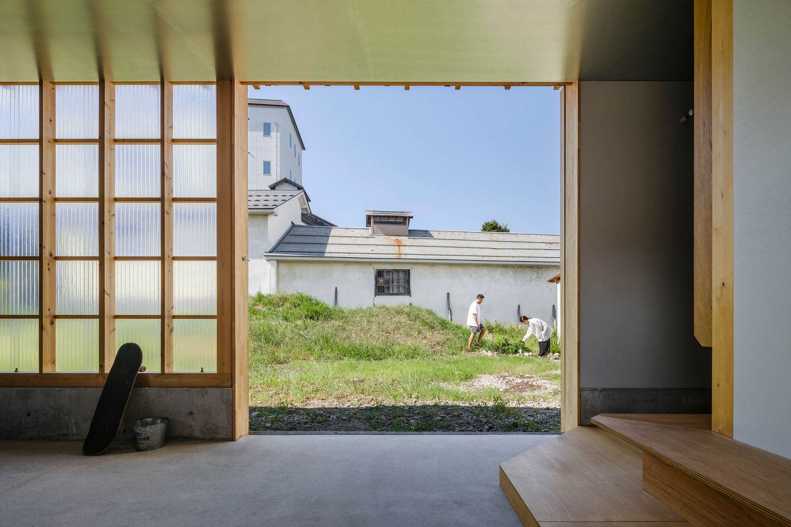 Photo 6 of 14 in You Enter This Japanese Home Through the Camping Gear ...